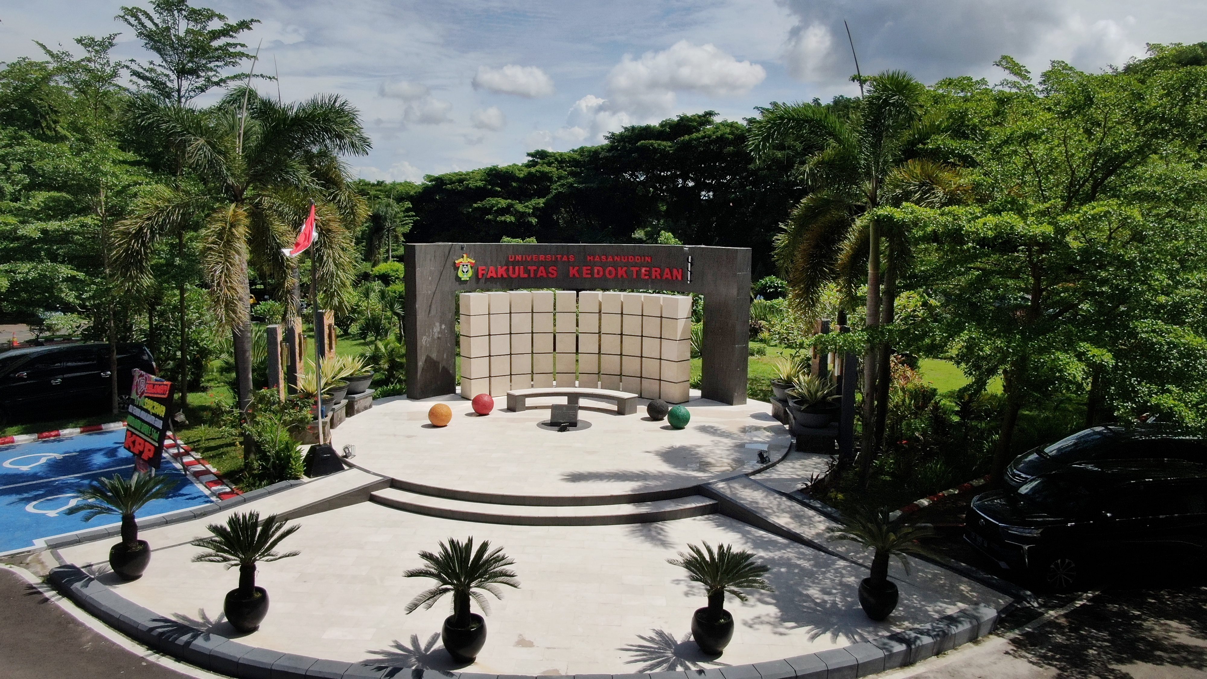 Galeri Foto – FK UH